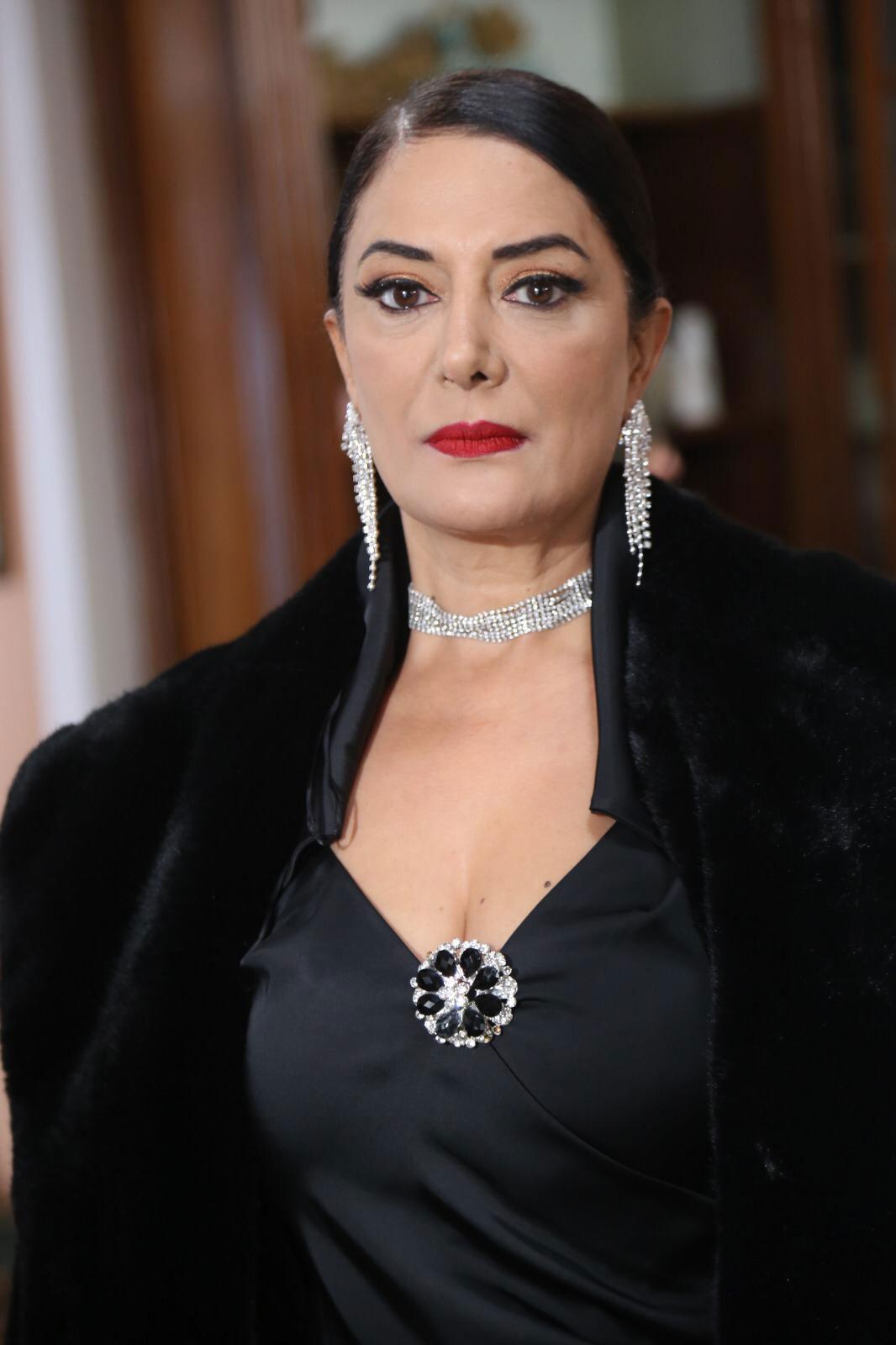 Veda Yurtsever: Kendimi bildim bileli kötüyü oynamayı severim - Magazin ...