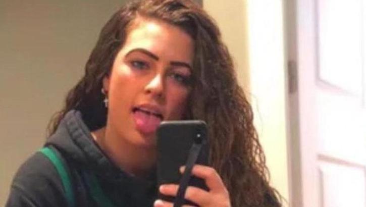 Öğrencisiyle cinsel ilişkiye girdi: 5 yıl hapisle karşı karşıya - Dünya ...