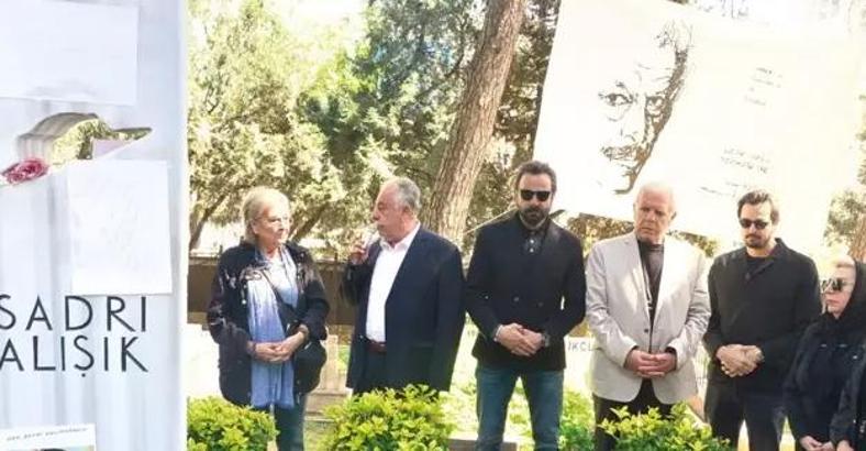 Sadri Alışık doğum gününde özlemle anıldı - Son Dakika Magazin Haberleri