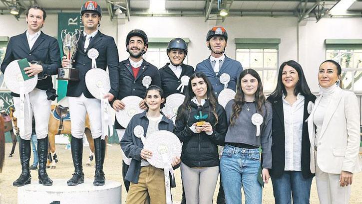 Kemer'de heyecan! Zor parkurda yeteneklerini sergilediler - Son Dakika ...