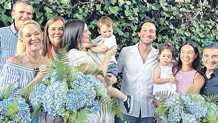 Bahçede parti - Son Dakika Magazin Haberleri