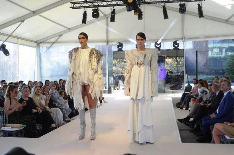VAKKO ESMOD moda akademisi mezunlarından çok özel bir defile... - Yaşam ...