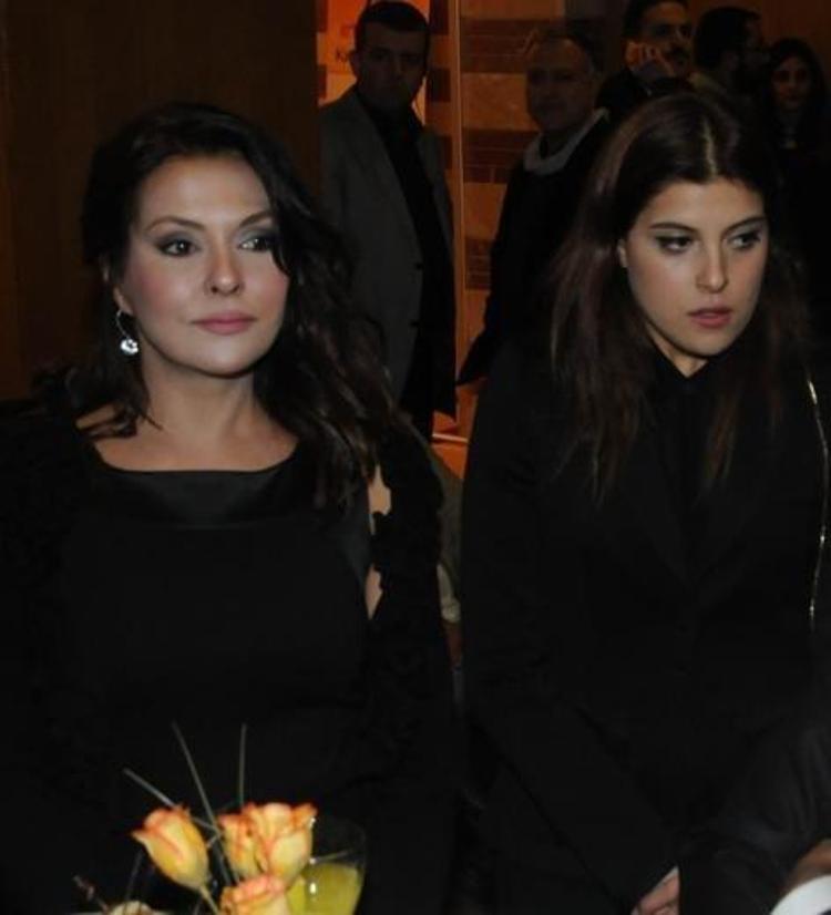 Kızı da oyuncu oldu - Magazin Haberleri