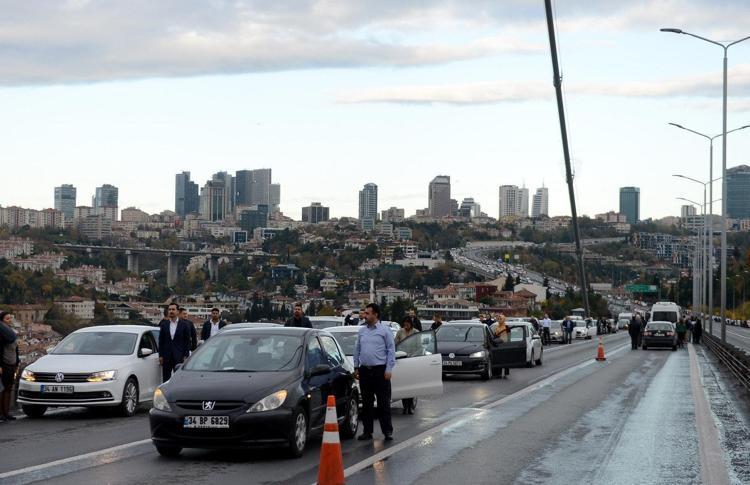 10 Kasım'da saat 9'u 5 geçe Türkiye'den fotoğraflar - Gündem Haberleri ...