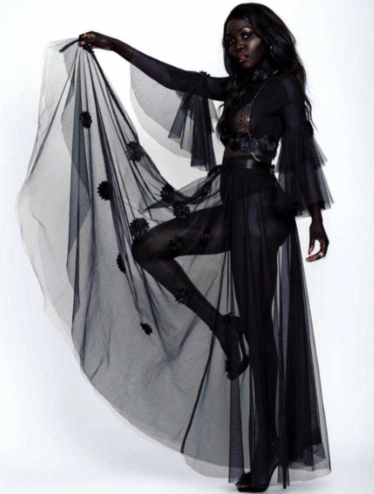 'Karanlığın Kraliçesi' lakaplı siyahi manken: Nyakim Gatwech - Son ...