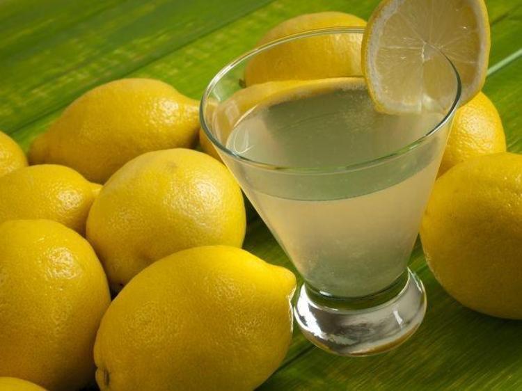 Limon suyunun güzelliğe mucizevi etkileri - Yaşam Haberleri Limon suyunun güzelliğe mucizevi etkileri - Yaşam Haberleri