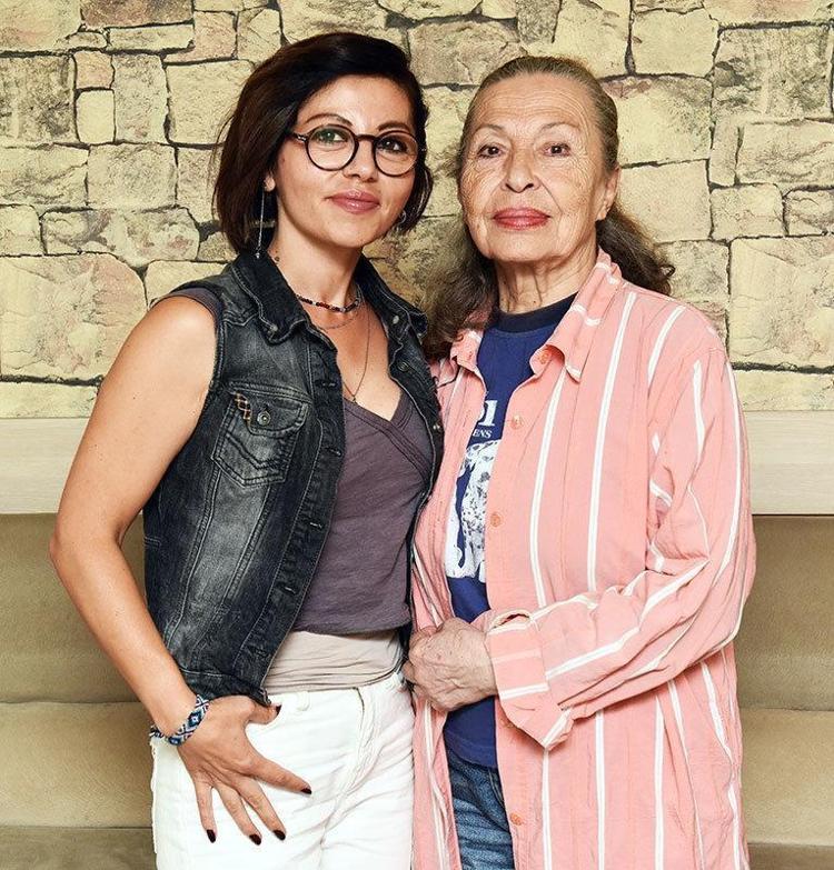 Panter Emel: İnsan türünün yeryüzünden silinmesini iştahla bekliyorum