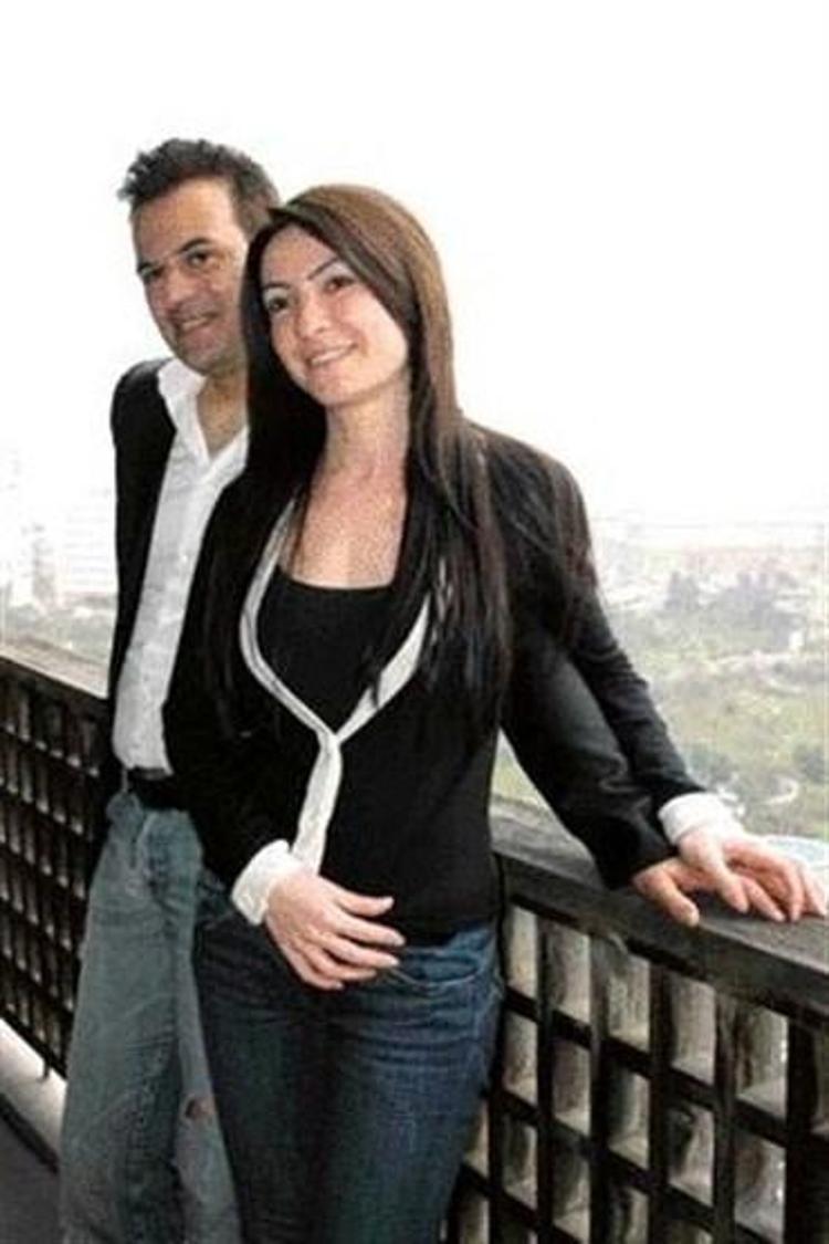 Son dakika: Hakan Peker, eşi Arzu Öztoprak'tan boşandı - Magazin ...