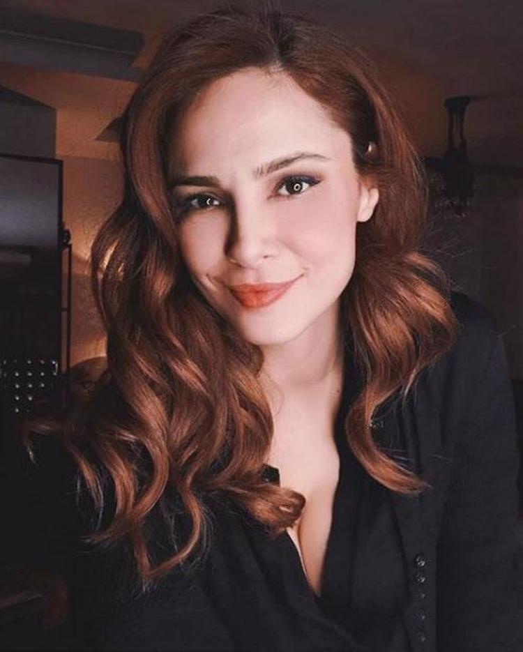 Oyuncu Mine Tugay'ın estetiksiz fotoğrafı ortaya çıktı - Son Dakika ...