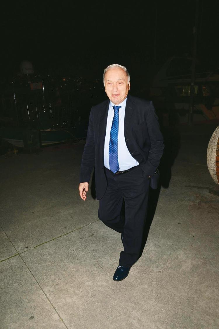 Emel Sayın ve Hamdi Yasaman 22 yıl sonra bir arada - Magazin Haberleri