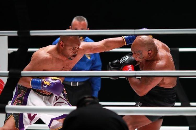 Mike Tyson 15 yıl sonra ringlere döndü, berabere kaldı - Sayfa 3