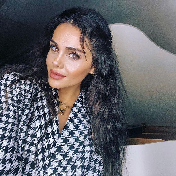 Azeri kızı Günel Zeynalova estetiği abarttı - Magazin Haberleri