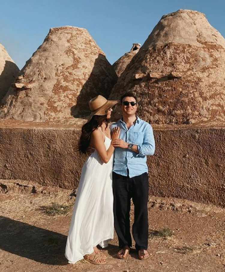 Azra Akın ve Atakan Koru'nun Balıklı Göl romantizmi - Magazin Haberleri