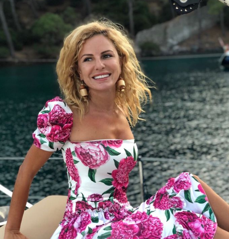 Etel Baler kötü günleri atlattı, keyfi yerinde - Son Dakika Magazin ...