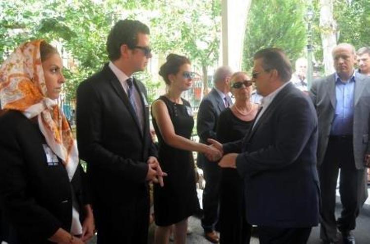 İnal Batu son yolculuğuna uğurlandı - Gündem Haberleri