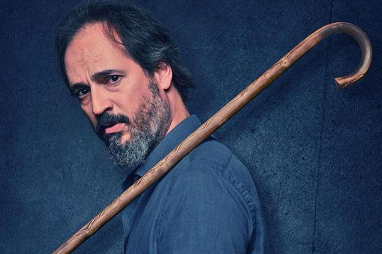 Timuçin Esen'in anlamsız tavırları! - Magazin Haberleri