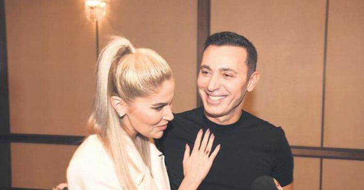 Mustafa Sandal ve Melis Sütşurup'un mutlu günü - Son Dakika Magazin ...