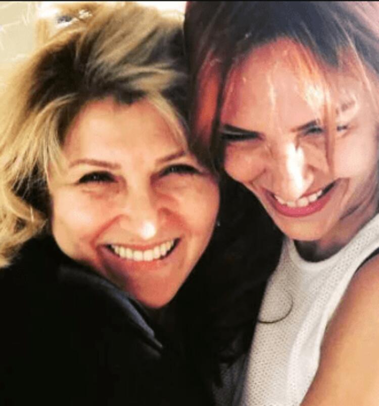 Sinem Uslu'dan acı haber - Magazin Haberleri