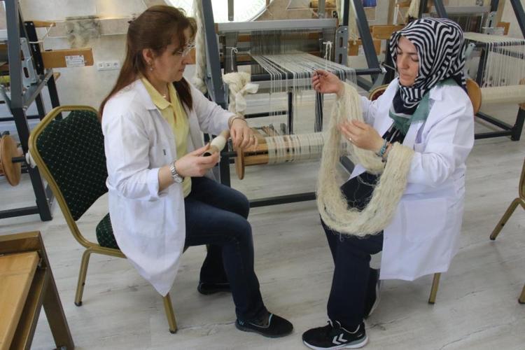 Sof kumaşı üç yıllık Ar-Ge çalışmalarının ardından tekrar üretilmeye ...