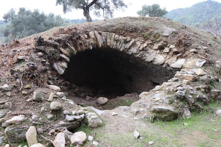 Mastaura Antik Kenti'nde kazı ve restorasyon çalışmaları devam ediyor ...