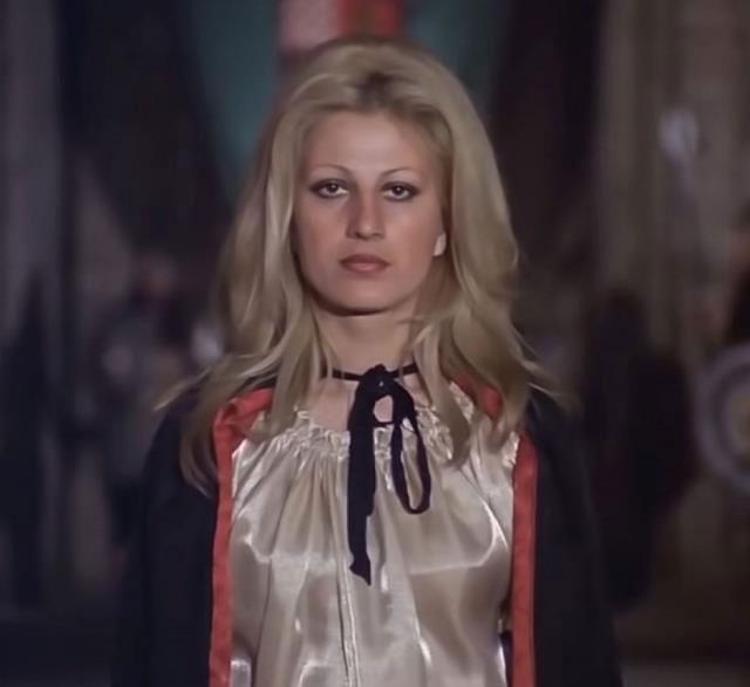 Pakize Suda'nın yıllar önceki fotoğrafları gündem oldu - Son Dakika ...