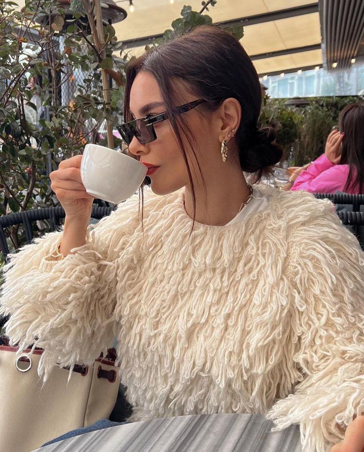 Hazal Filiz Küçükköse’nin ikizi olduğunu biliyor muydunuz? - Magazin ...