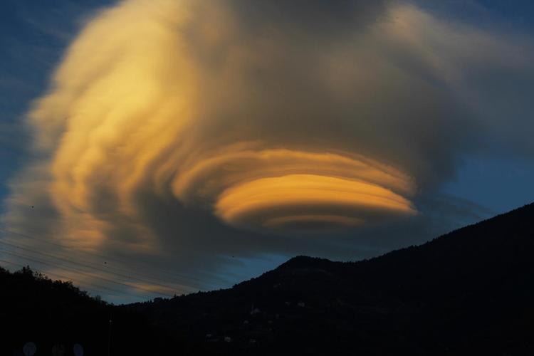 Mercek bulutu nedir, neden olur? - Pratik Bilgiler