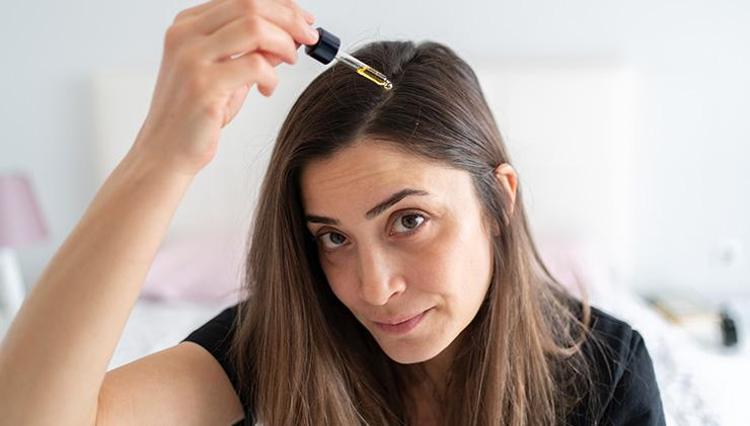 Saç derisinde sivilce ve kaşıntının sebebi nedir? Saç derisinde sivilce ...