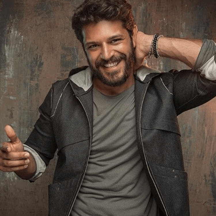 Veda Mektubu’nda buluşan Selim Bayraktar ve Emre Kıvılcım’ın baba oğul ...