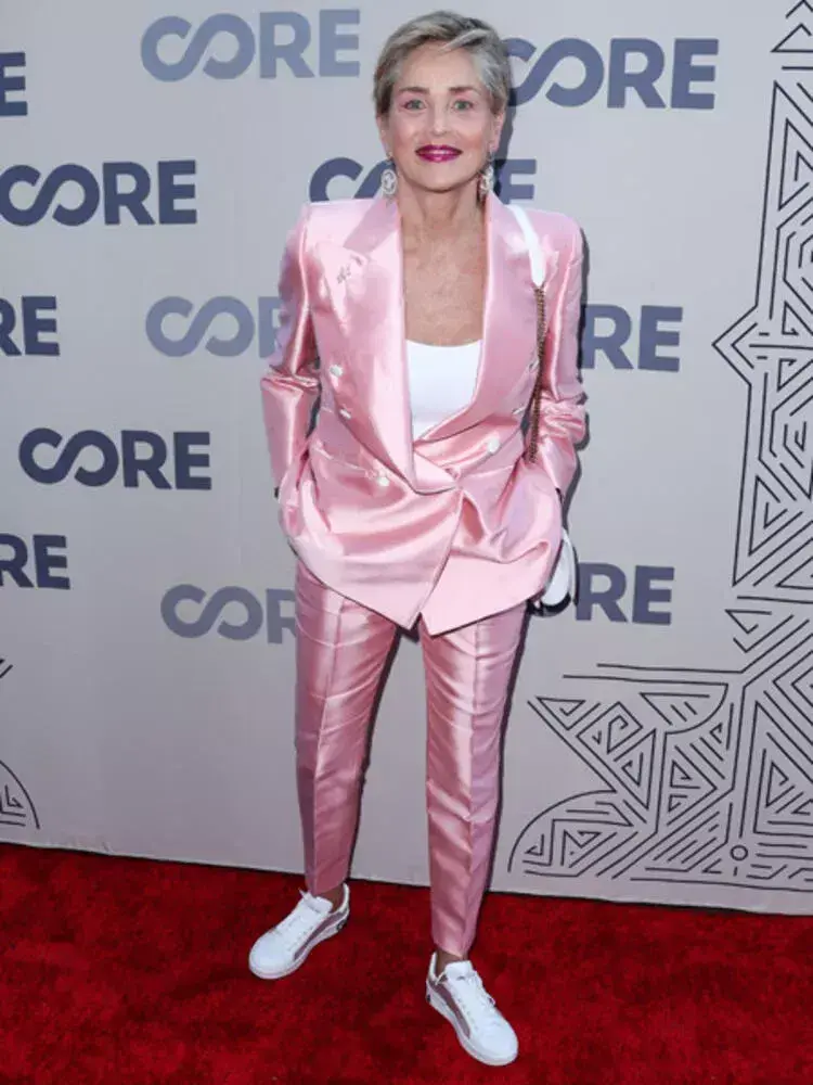 Sharon Stone: Rol arkadaşıma göre çok az kazandım - Son Dakika Magazin ...