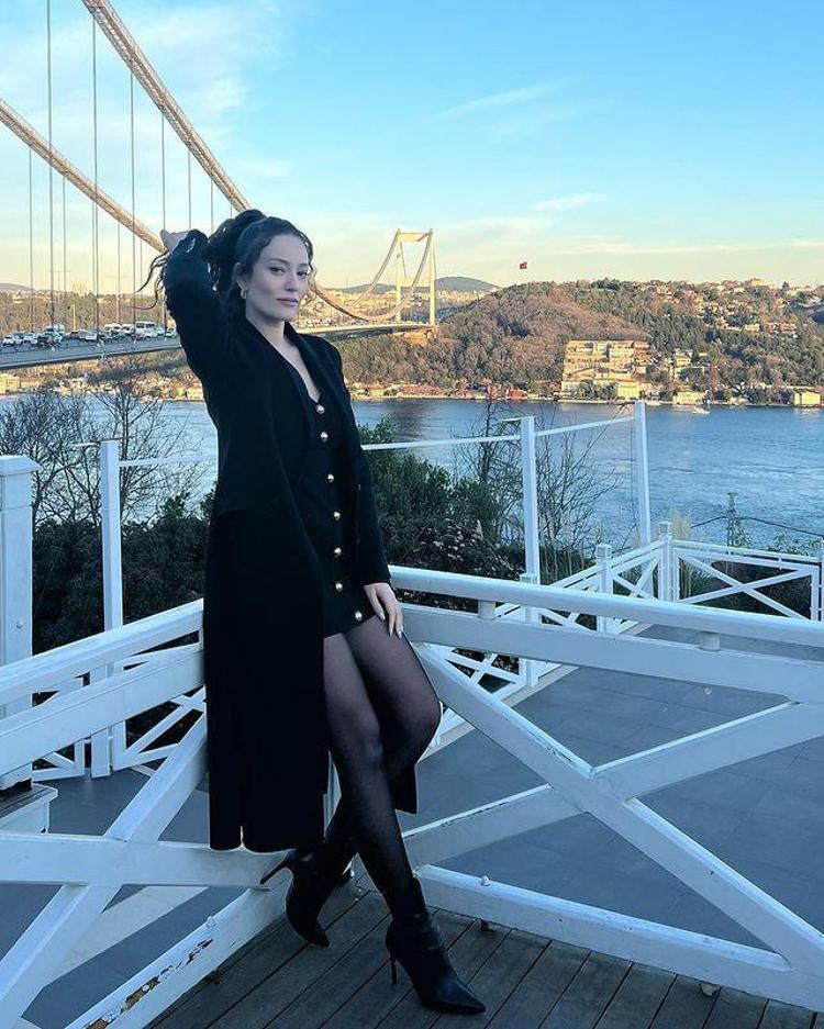 Anıl Altan'dan eşi Pelin Akil'e romantik kutlama - Magazin Haberleri ...