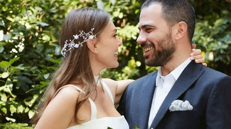 Berkin Gökbudak'dan Aslı Enver'e: Eşime bayılıyorum - Son Dakika Magazin Haberleri