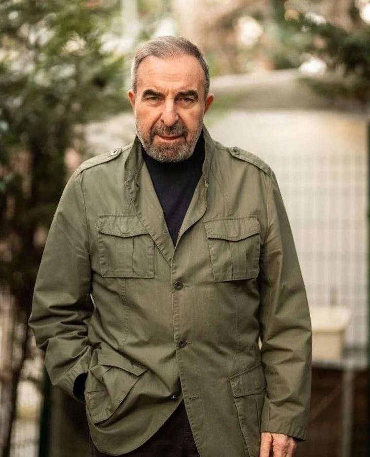 'Arka Sokaklar'ın 'Rıza babası' Zafer Ergin, 81 yaşında olmasına rağmen ...