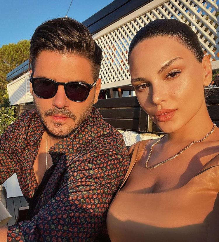 Tolgahan Sayışman ve Almeda Abazi'den radikal karar! Gittiler ...