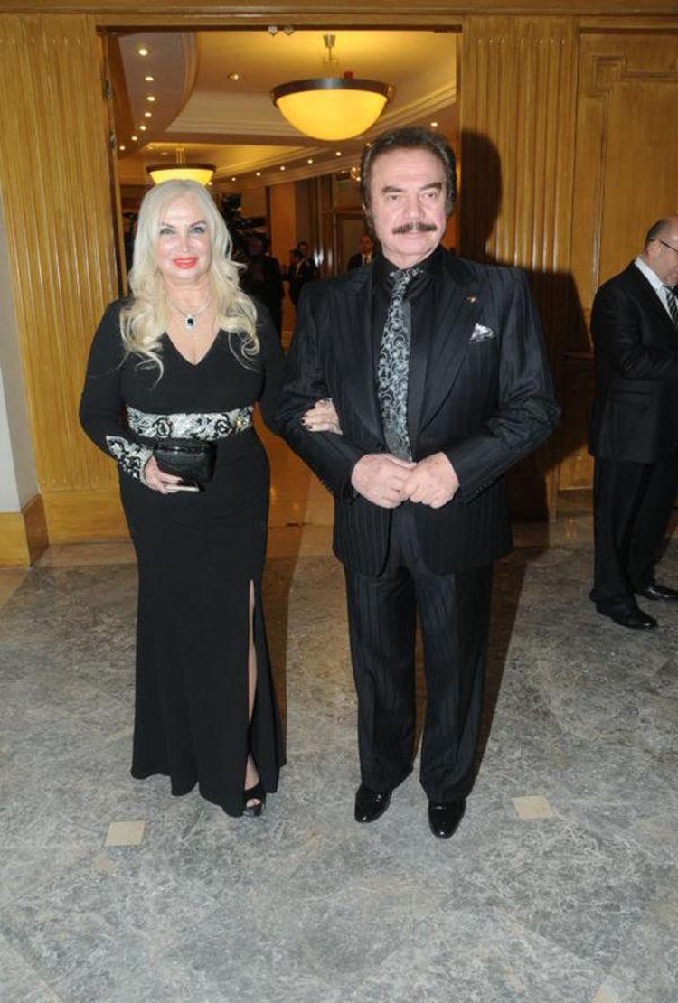 Sevim Emre'den romantik Orhan Gencebay paylaşımı - Son Dakika Magazin ...