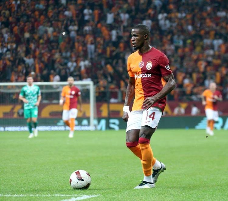 Galatasaray rövanş maçında Sloven Olimpija Ljubljana'yı Icardi ile geçti