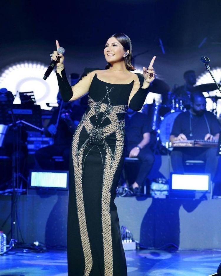 Sibel Can kural bozdu - Son Dakika Magazin Haberleri - Sayfa 16