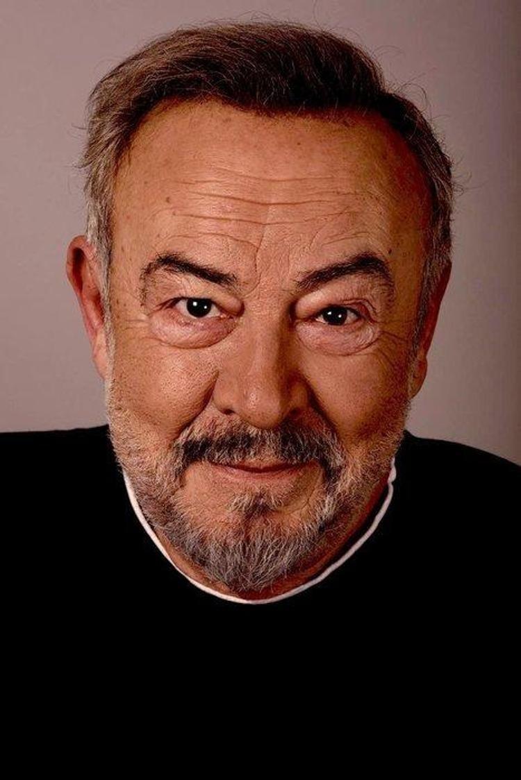 Mehmet Ulay son yolculuğuna uğurlandı - Magazin Haberleri