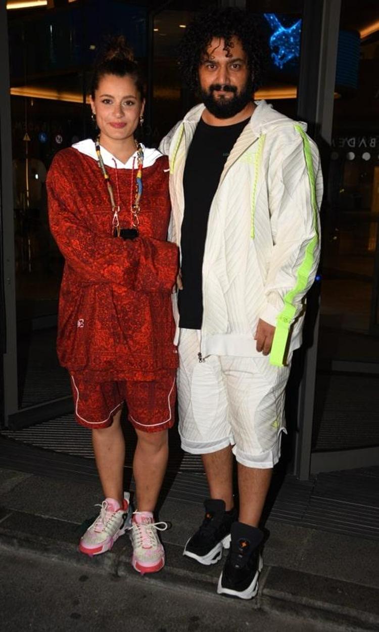 İkinci bebeğini kucağına alan Atiye: Fantastik bir doğumdu! - Magazin ...