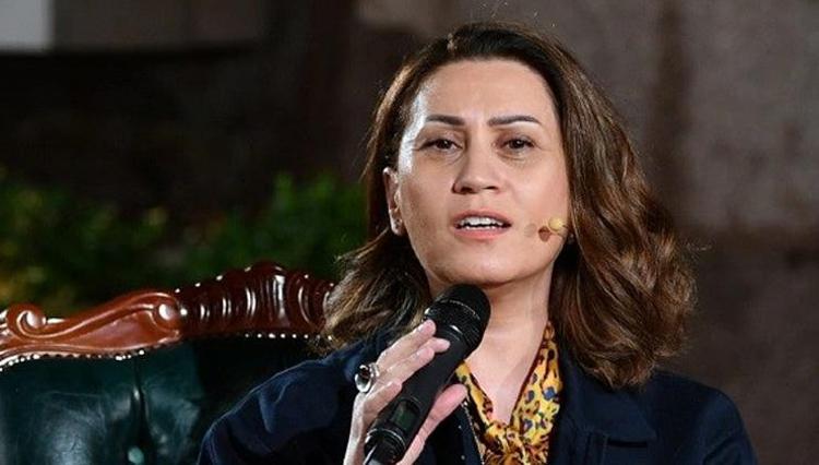 AK Parti kongresinde sahne alan Azerin kimdir, kaç yaşında ve nereli ...