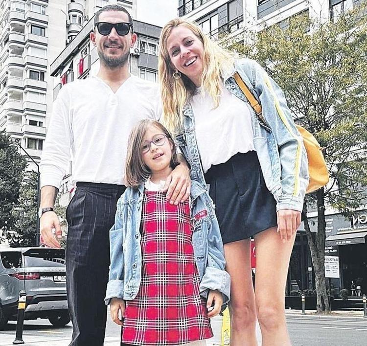 Melis İşiten: Erkek olsam kendimle sevgili olurdum - Son Dakika Magazin ...