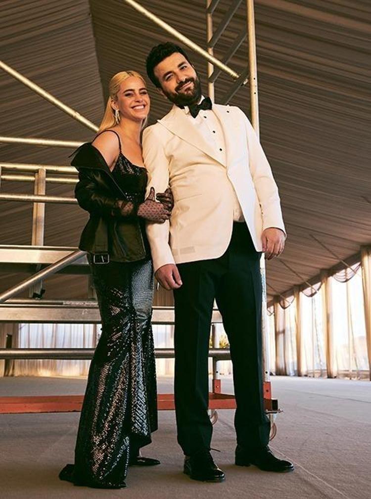 Büşra Pekin ve Hasan Can Kaya arasındaki aşk dedikoduları bitmek ...