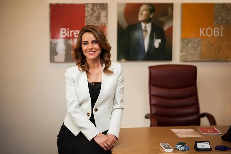 Seçil Erzan kimdir, kaç yaşında ve nereli? Seçil Erzan dolandırıcılık ...