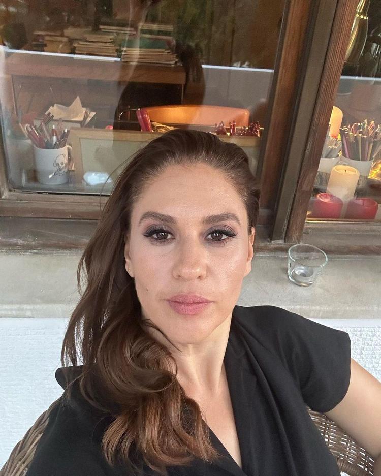 Evrim Alasya kimdir, kaç yaşında ve nereli? Kızılcık Şerbeti’nin ...