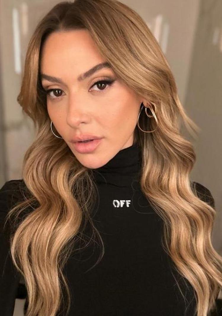 Sahnede Hadise rüzgarı esti! - Son Dakika Magazin Haberleri - Sayfa 10