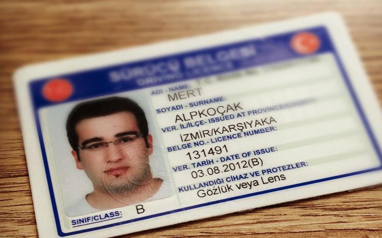 Ehliyetini yenilemeyenler ve eski tip ehliyeti olanlar dikkat! Cezası var - Son Dakika Ekonomi ...