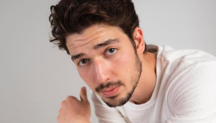 Bahar dizisinin Aziz Uras’ı Demirhan Demircioğlu kimdir, kaç yaşında ve ...