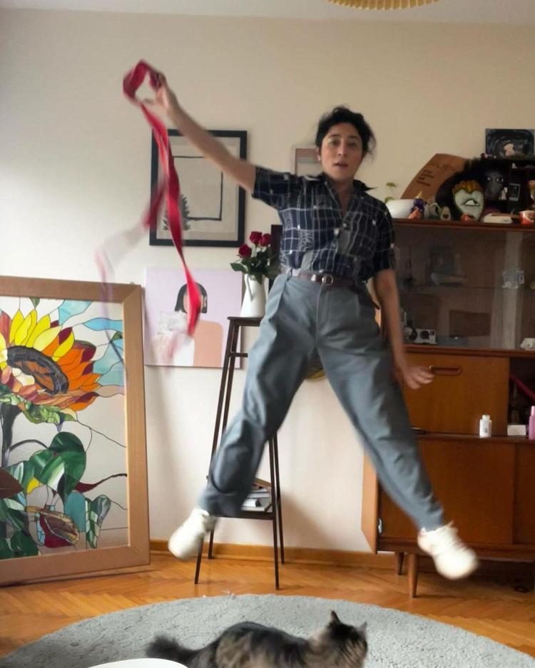 Kalben kimdir, kaç yaşında ve aslen nereli? Şarkıcı Kalben neden göz ...