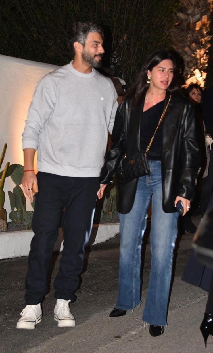 Şükrü Özyıldız'dan 'Güzel sevme' sanatı! Sibil Çetinkaya'yla dolu ...