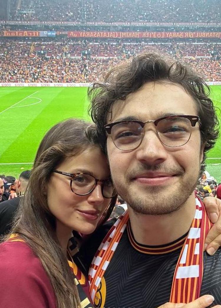 Burak Dakak ve Leyla Tanlar çifti düğün tarihine açıklık getirdi! 'Şu ...